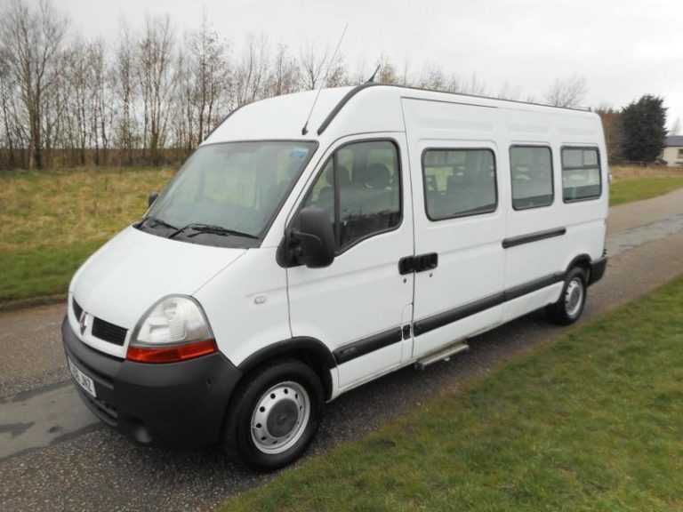 Renault Master Minibus Features